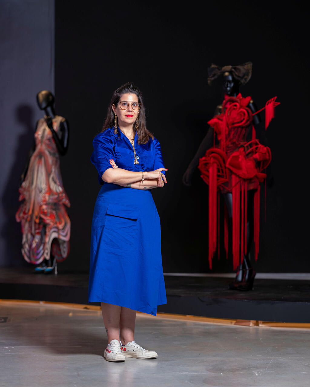 האוצרת יערה קידר בתערוכה מרגשת אל תחנות חייו של אלבר אלבז | כלכליסט